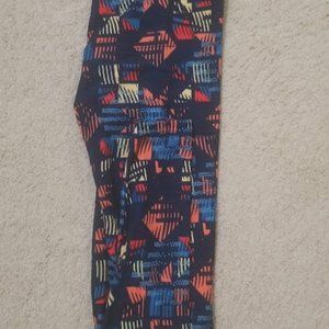 LuLaRoe | Pants & Jumpsuits | Geo Print Lula Roe Leggings One Size Fits ...